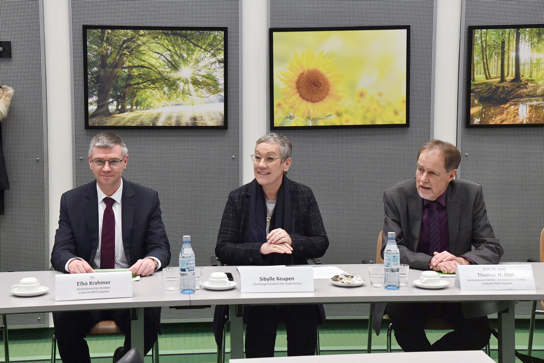 Großbauprojekt ZOP und OIP: Vertreterinnen und Vertreter der Stadt ...