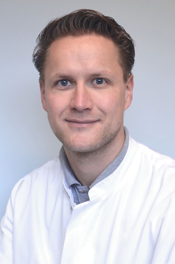 Direktion, Sektionsleiter, Oberärzte/-innen